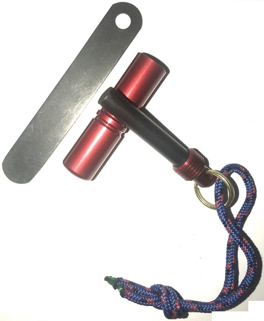 Ultralight Aluminium Fire Steel Pendant | Survival School